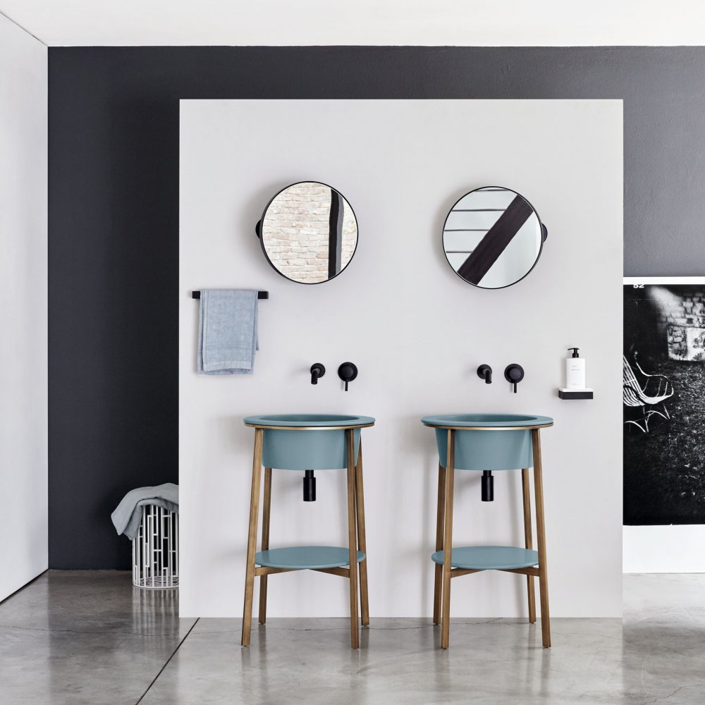 I Catini Oval Box Mirror | Mirrors and Cabinets