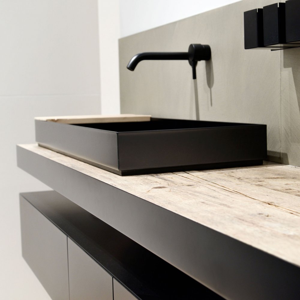 Industrial Line | Surface & Countertop Basins