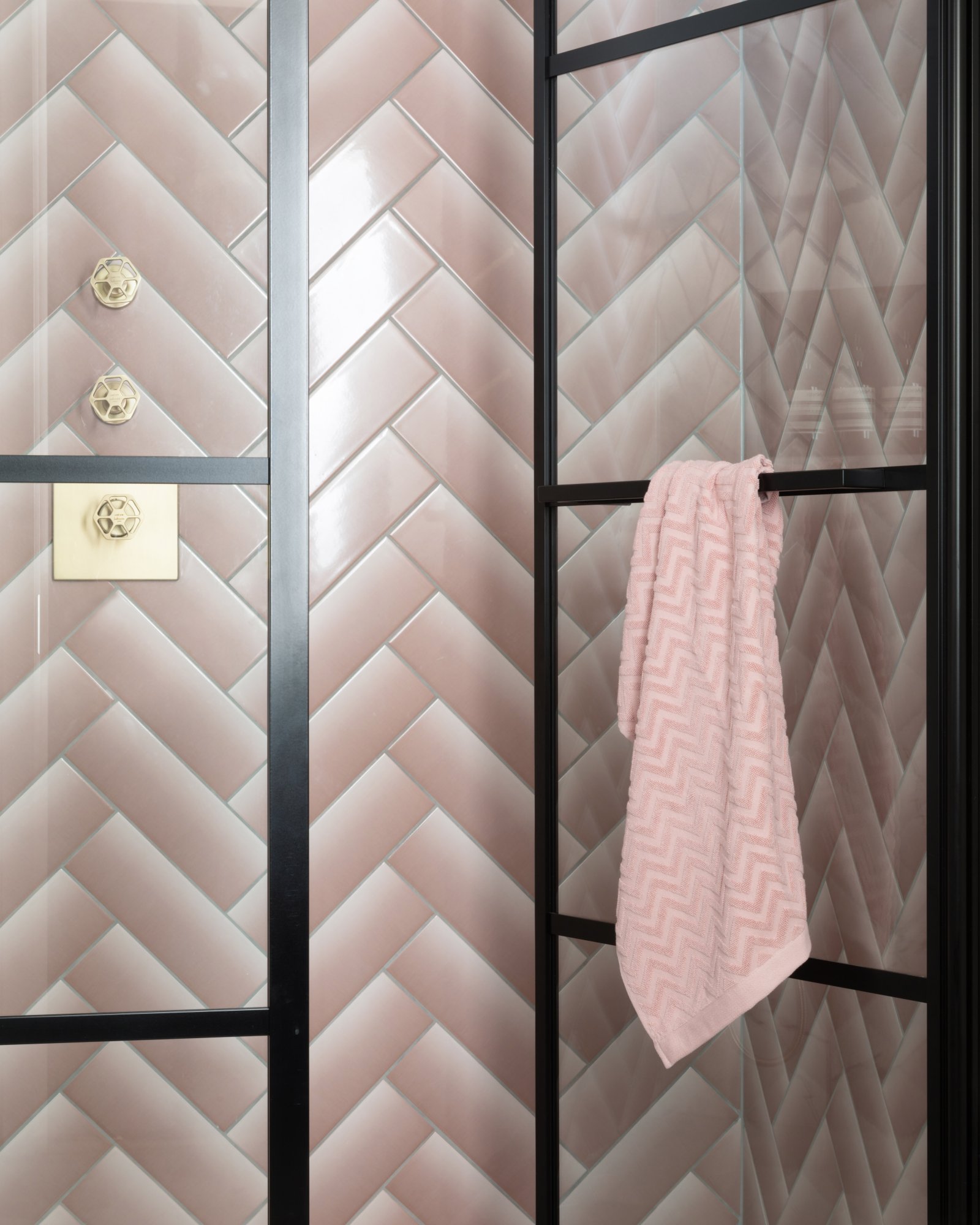 Statement Bathroom Tiles | Bathroom Inspiration