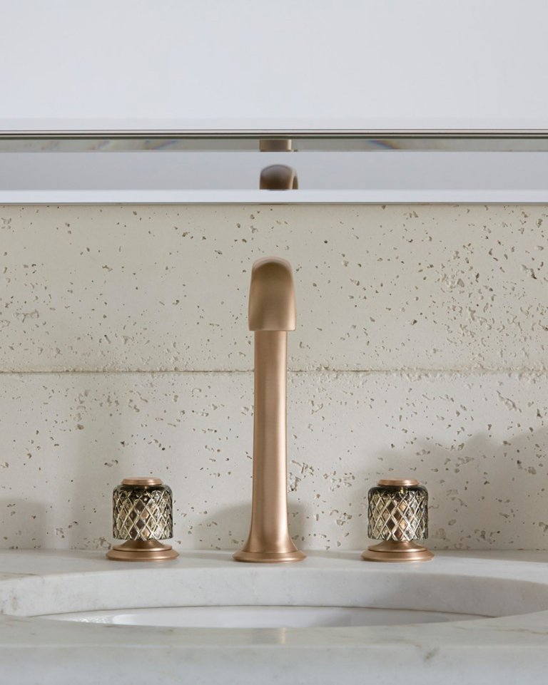 Blush Bronze Beauty | Bathroom Inspiration